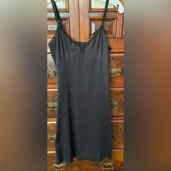 Shadowline | Intimates & Sleepwear | Vintage Shadowline Black Full Slip ...